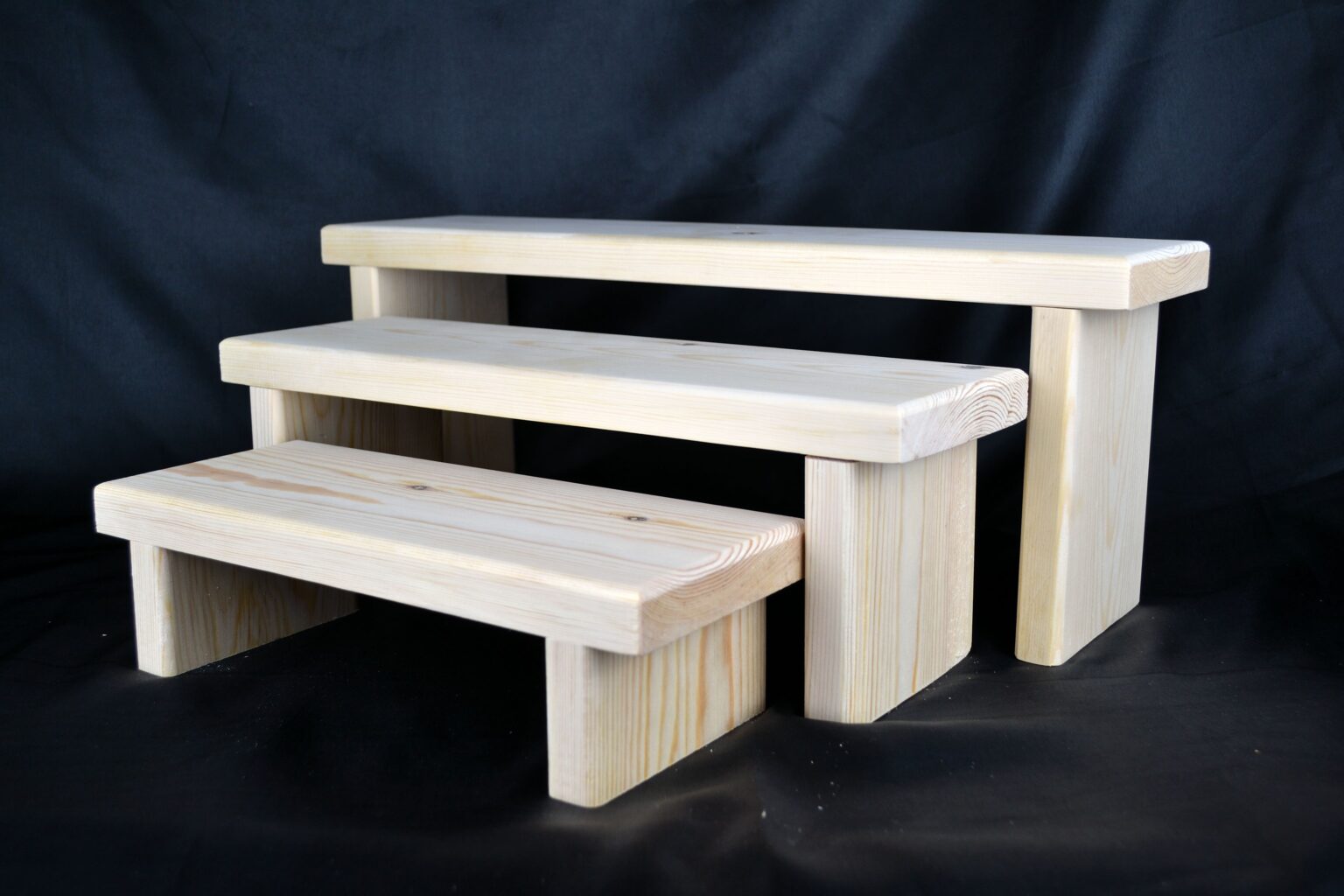 Craftstands.com - Elevating your products